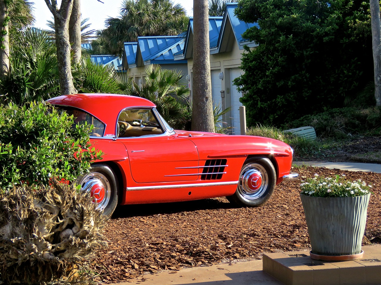 Ruby Red Mercedes-Benz 300SL Roadster at RM Auctions Amelia Island ...