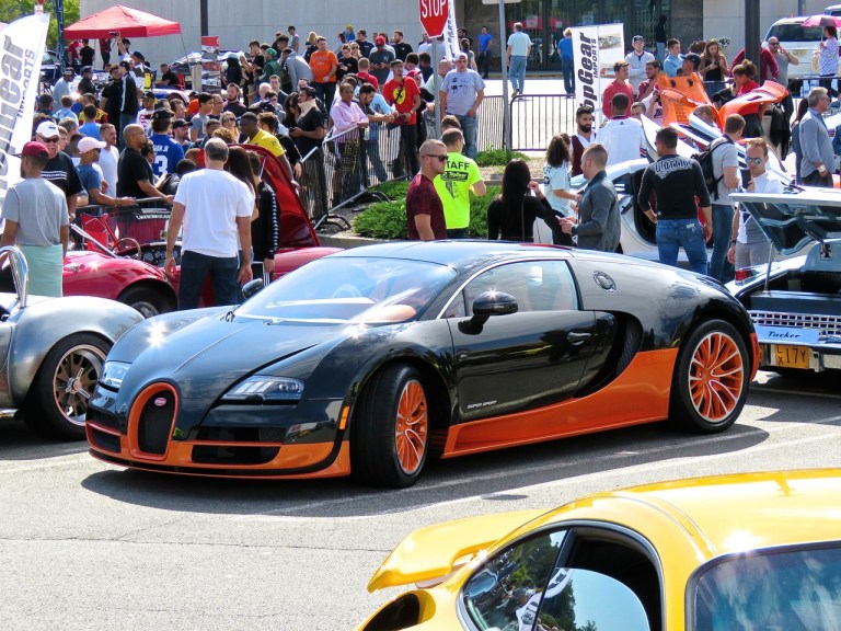 Bugatti Veyron Super Sport World Record Edition at Cars and Caffe ...